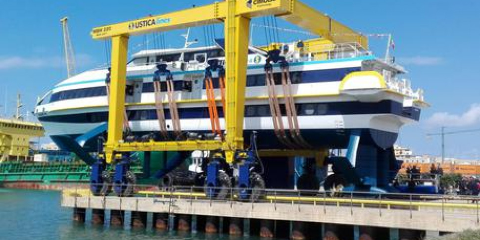Costruito l'aliscafo più grande al mondo - Gazzetta del Sud