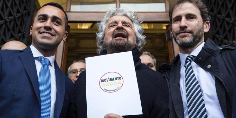 M5S cambia simbolo, in logo "blog delle Stelle" - Gazzetta del Sud