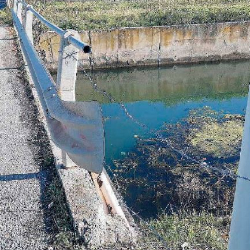 Cade in un fosso di scolo a Corigliano Rossano: 62enne salvato ...