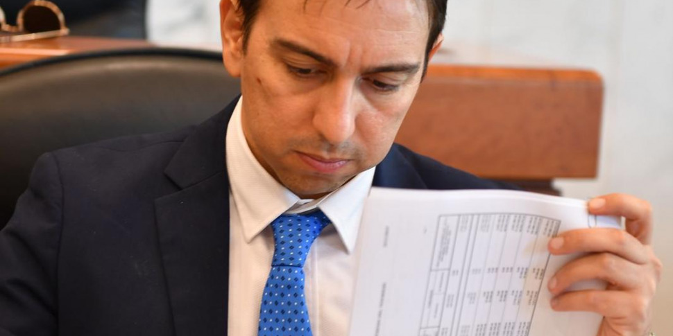 Brogli a Reggio, Castorina "inguaiato" da chat e messaggi - Gazzetta ...