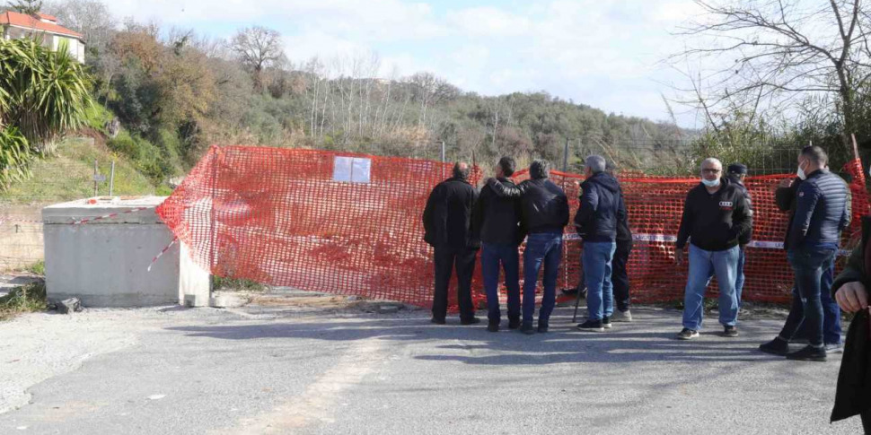 San Calogero, gli abitanti di località Lirda: «Anni di lavoro e ...