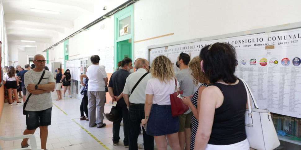 Election Day A Messina Tra Code E Disagi Si Vota Fino Alle 23