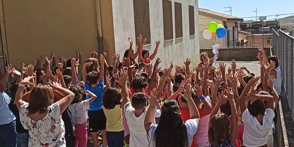 Didattica delle emozioni, l'I.C. Don Milani-Sala di Catanzaro fa volare ...