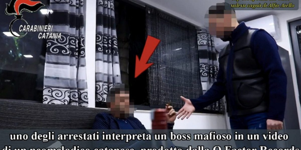 Mafia, casa discografica neomelodica del clan Picanello a Catania: le ...