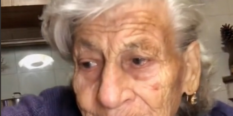 Cade nel camino acceso: muore carbonizzata Nonna Giovanna, 91enne star ... Cade nel camino acceso: muore carbonizzata Nonna Giovanna, 91enne star ...