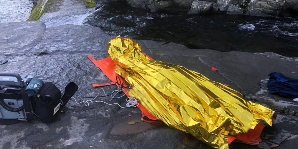 Francavilla di Sicilia, si immerge in un laghetto delle "gurne": muore ...