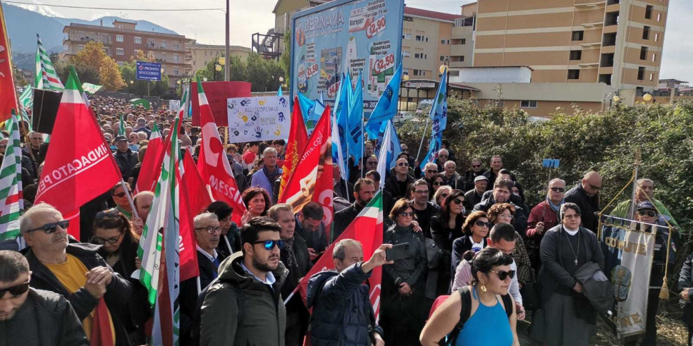 Il futuro del Cutroni Zodda di Barcellona, domani il confronto tra ...