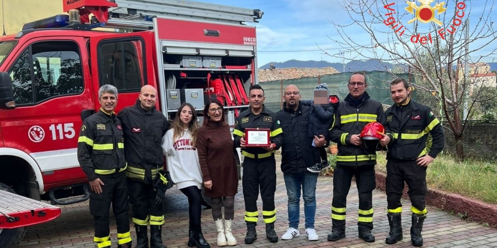 Catanzaro, bambini del S. Francesco di Paola a bocca aperta per la ...