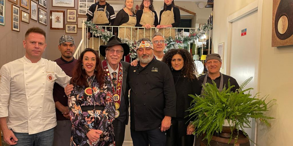 Milazzo, le “Tre Corone oro Sicilia 2023” allo chef Salvuccio Salmeri ...