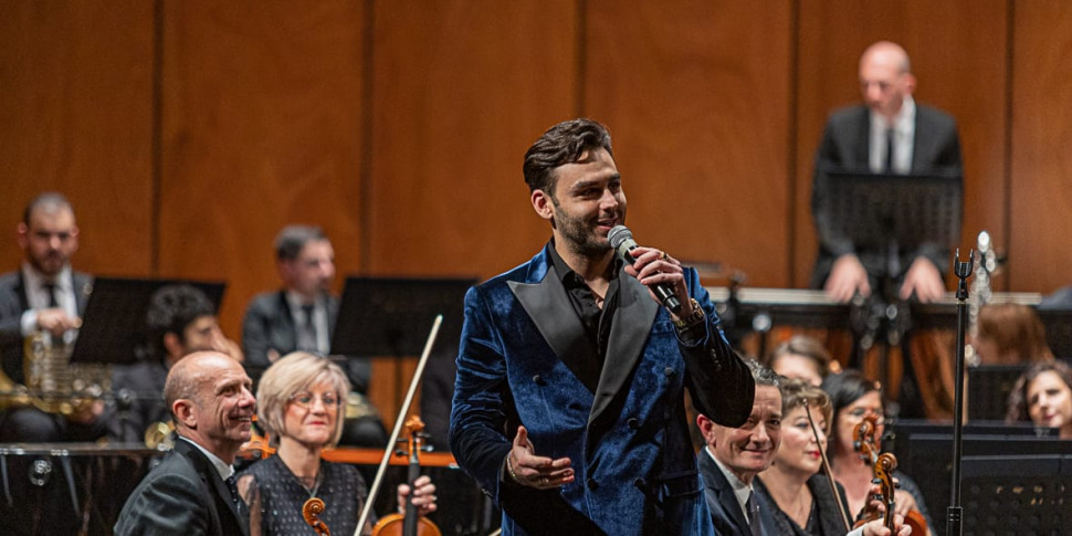 Il Capodanno di Messina nel segno di Alberto Urso: applausi al Vittorio ...