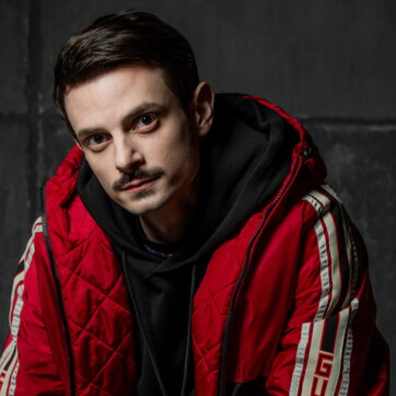 Il primo singolo del 2023 è di Fabio Rovazzi: ritorna con "Niente è per ...