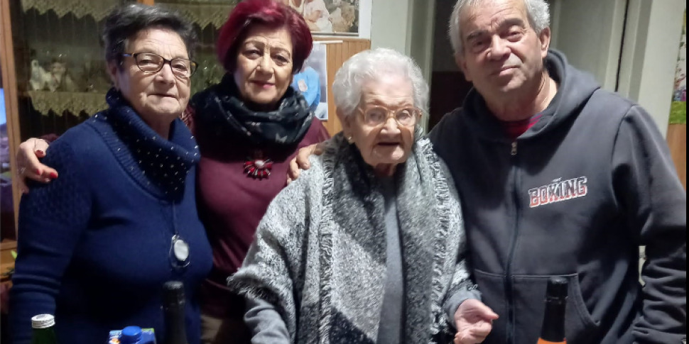 La "nonnina" di Scaletta spegne 101 candeline: grande festa per Rosina ...
