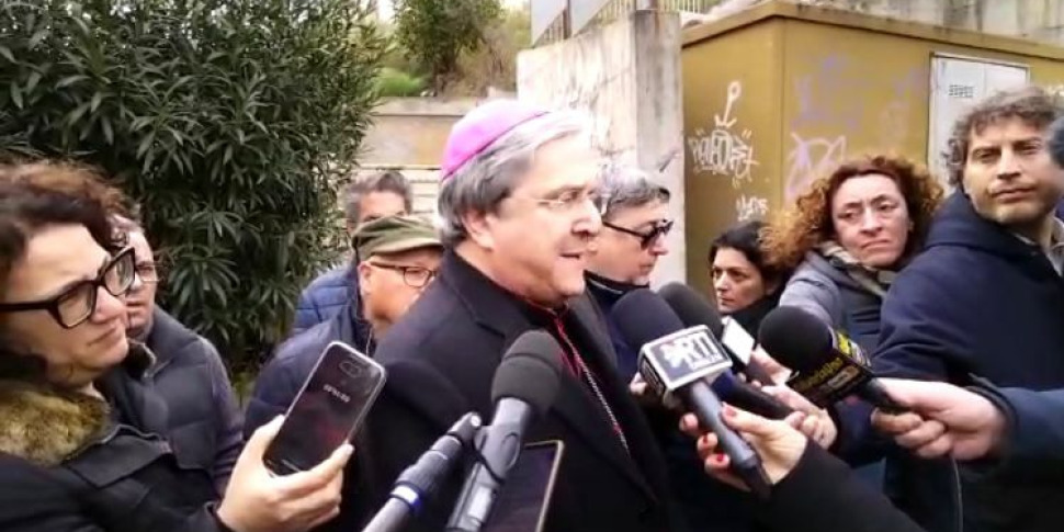 La tragedia dei migranti a Cutro. Savino (CEI): "Siamo tutti complici ...