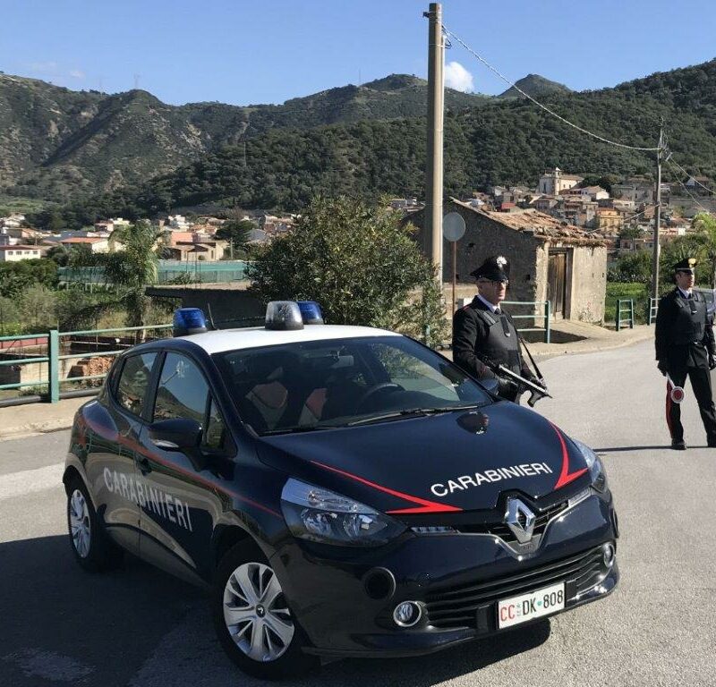 Migliaia di euro per "risarcire" un furto di droga, in carcere un ...