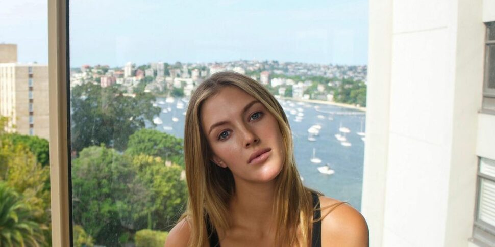 Sienna Weir, finalista di Miss Universo 2022, muore a 23 anni dopo la ...