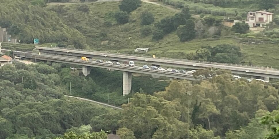 Maltempo a Messina e provincia. Riaperto sulla A20 il tratto tra S ...