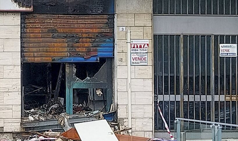 Cosenza, i nuovi signori del racket tengono sotto scacco l’area urbana ...