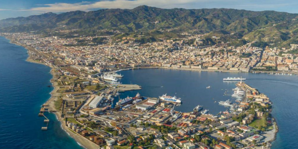 Stretto di Messina, 20 milioni i passeggeri transitati - Gazzetta del Sud
