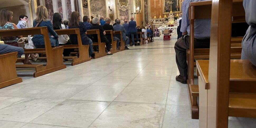Catanzaro, l'ultimo saluto al manager Giuseppe Profiti: “Persona ...