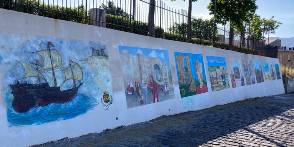 La storia millenaria di Rometta raffigurata attraverso 10 murales ...