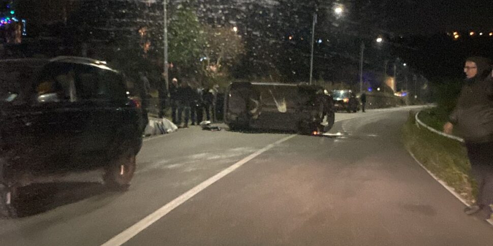 Tragedia a Rose, auto si ribalta in un dirupo. Muore un ex poliziotto ...