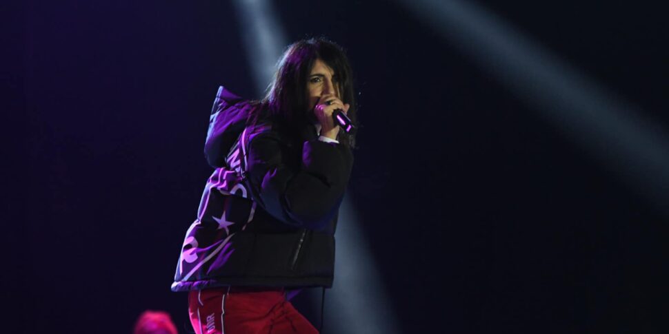 Giorgia fa palpitare diecimila cosentini: 30 anni di carriera in due ...