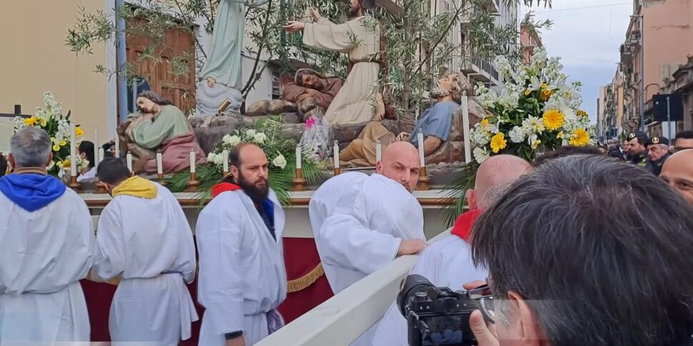 Messina, la tradizione delle Barette continua. Ma mancano i portatori ...