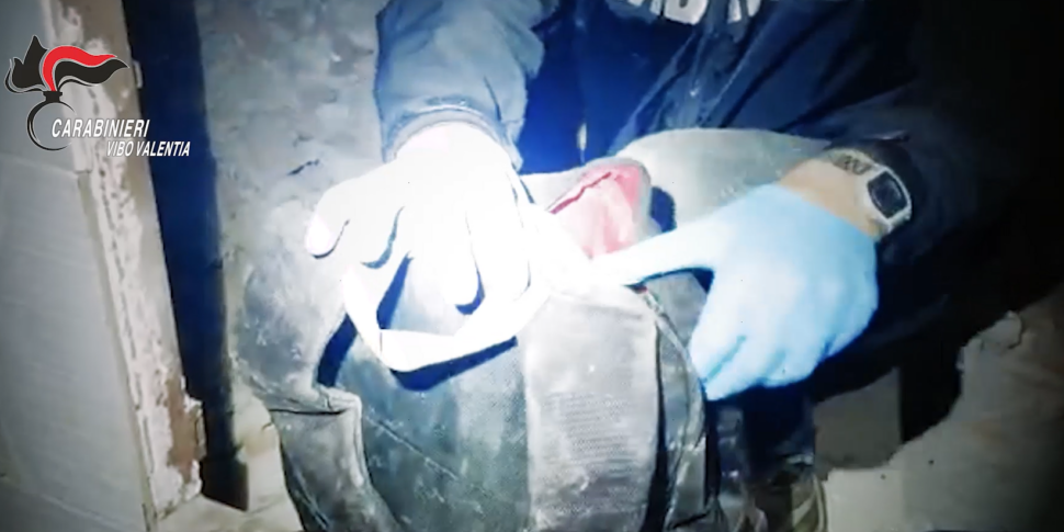 Vibo, le rotte della droga dall'Albania alla Sicilia: 11 misure ...
