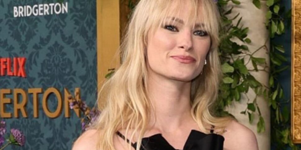 Jessica Madsen la star della serie Bridgerton | Amo una donna lo dico ...