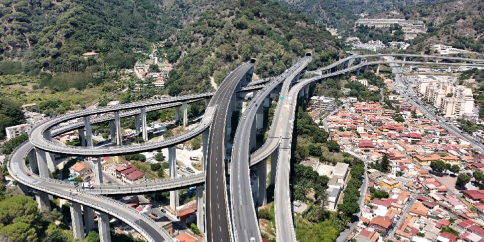 Messina, l'apertura a metà del viadotto Ritiro: altri 10 giorni per ...