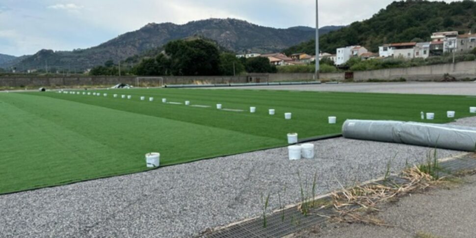 Patti, avanzano i lavori per lo stadio: il nuovo manto erboso è già ...