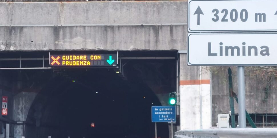 Siderno, la galleria della Limina aperta da Venerdì Santo a Pasquetta ...