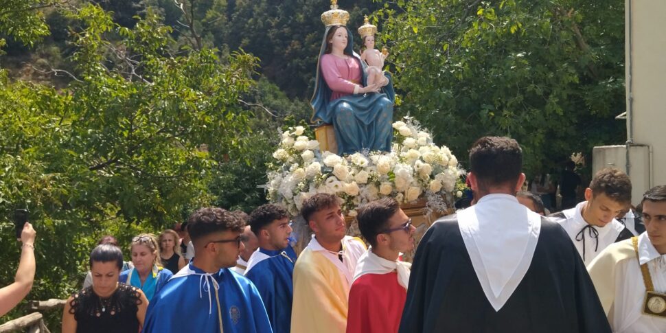 Madonna della Montagna, festa trasferita da Polsi a Locri - Gazzetta ...