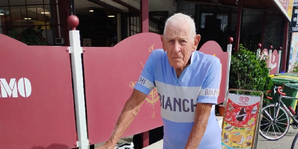 Giuseppe Scali, una vita in bici per l'88enne di Roccella Jonica: «È la ...