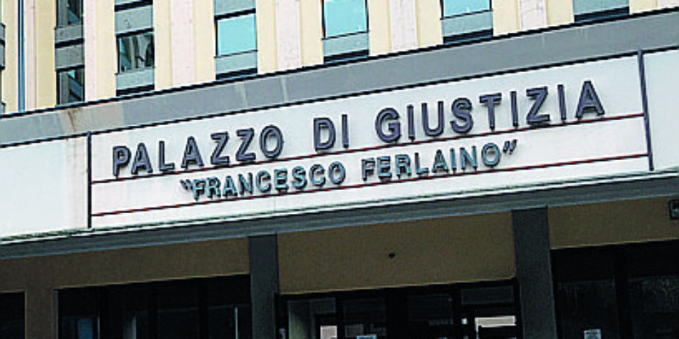 Catanzaro, operazione “Clean Money”: Vitaliano Cannistrà torna in ...