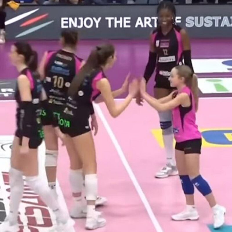 Il debutto record di Arianna Manfredini: è la pallavolista più giovane ...