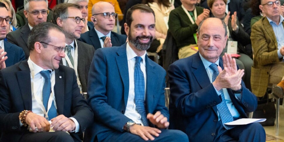 Messina, De Luca e le “anime” del centrodestra: il no al Ponte unisce ...