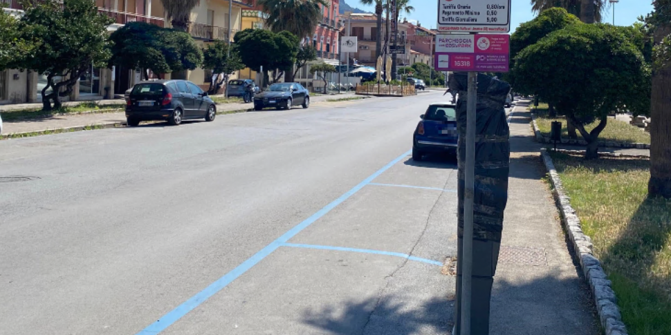 Affidamento delle “strisce blu” a S. Agata Militello, l’aggiudicatario ...