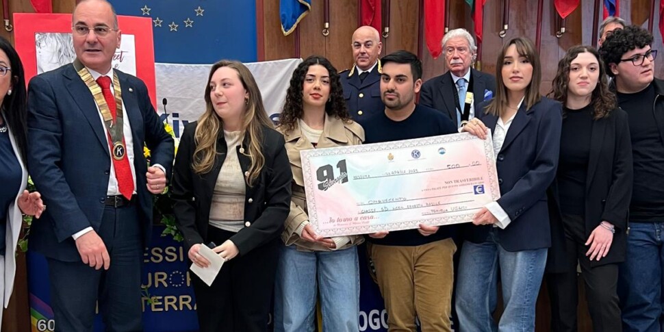 “Io torno a casa”: la V D del Basile di Messina vince la borsa di ...