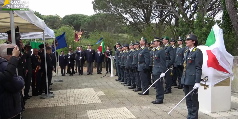 Messina, inaugurato il monumento alla memoria del finanziere Giovanni ...