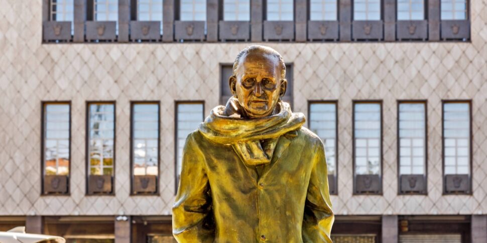 Cosenza, Bilotti favorevole alla ricollocazione della statua dedicata a ...