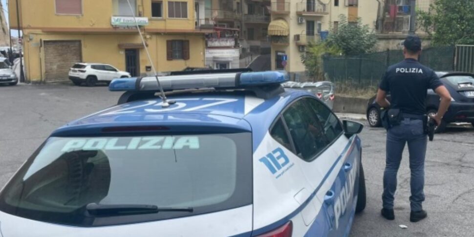 Crotone, violenze e minacce alla moglie per 25 anni (anche davanti ai figli): scatta l'arresto ...
