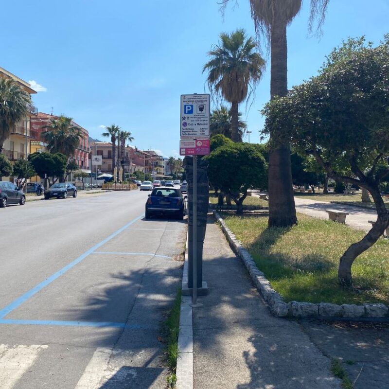 Strisce blu a Sant'Agata Militello, tregua tra impresa e Comune ...