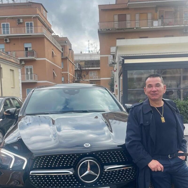 Chi è Josè Lizarraga Picciotti, il titolare della struttura dove è ...