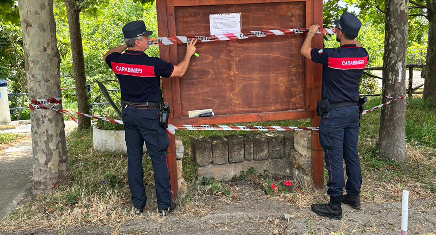 Le docce e l'area relax del villaggio turistico realizzati su terreno ...
