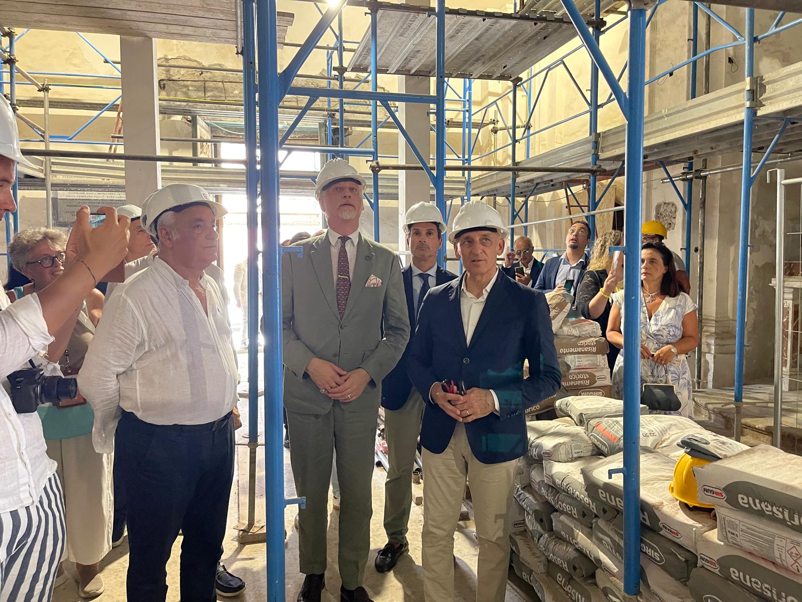 Il ministro Giuli a Milazzo: "Un castello straordinario che va ...