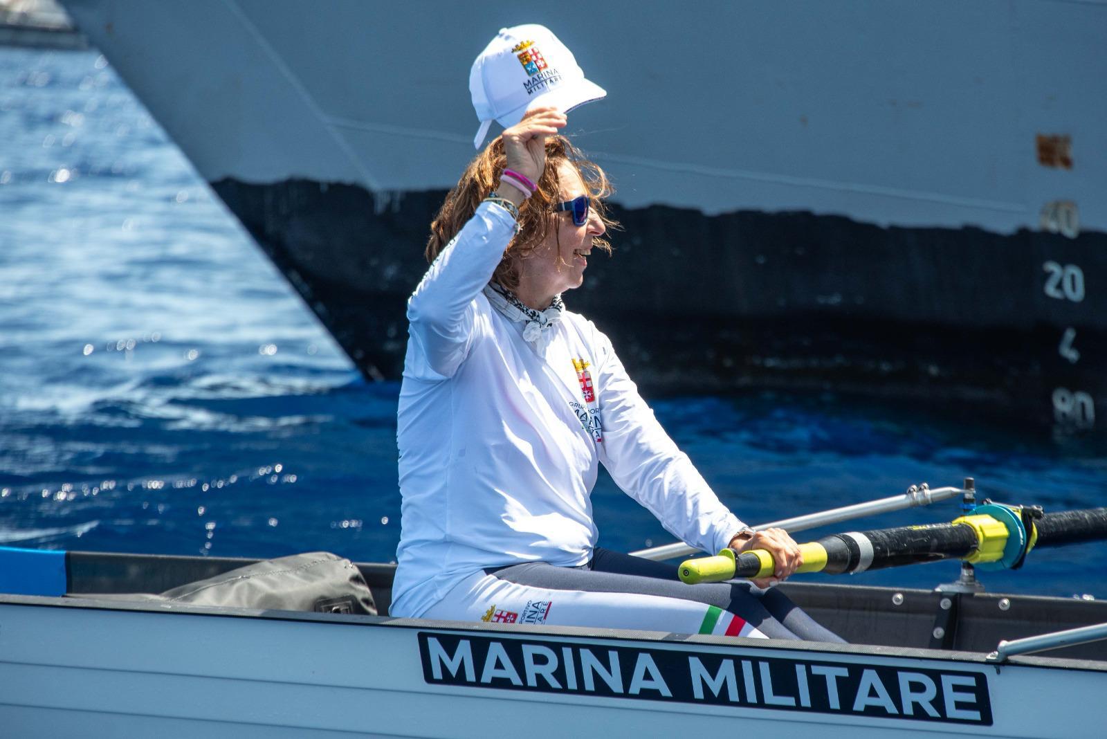 Traversata dello Stretto di Messina a nuoto e a vela per gli atleti del ...