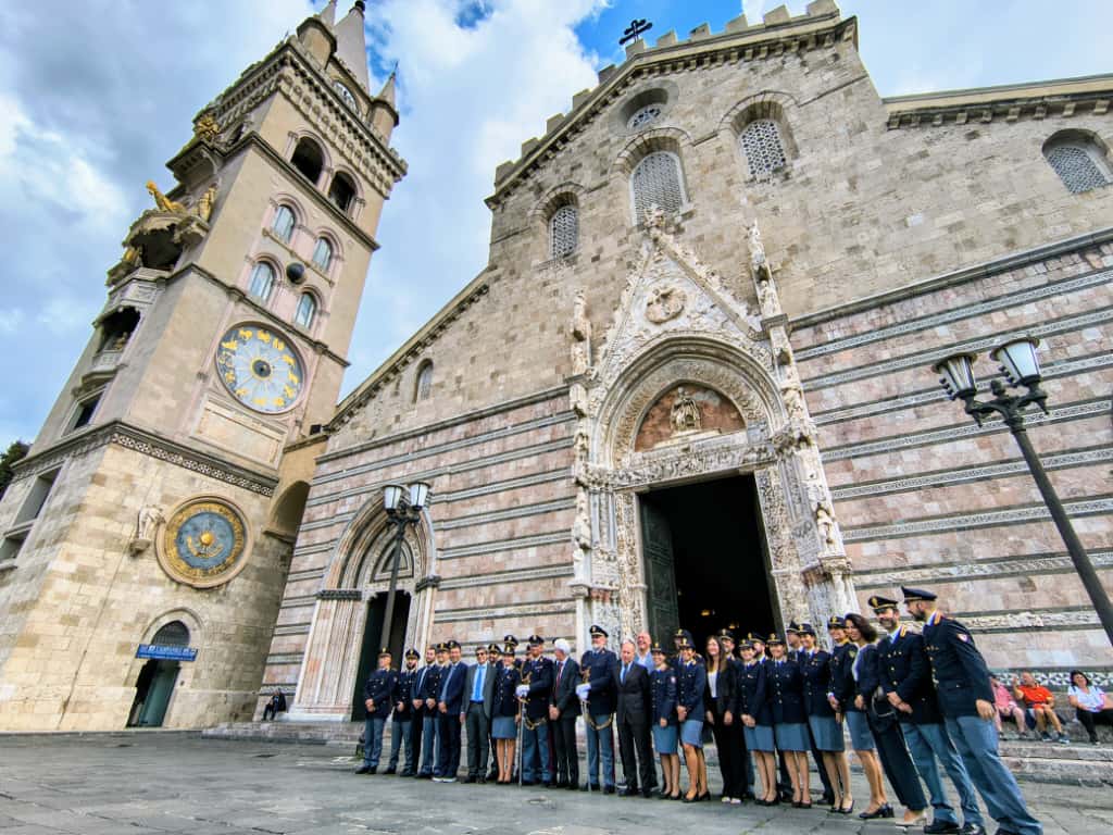 Messina, la polizia rende omaggio al patrono San Michele Arcangelo ...