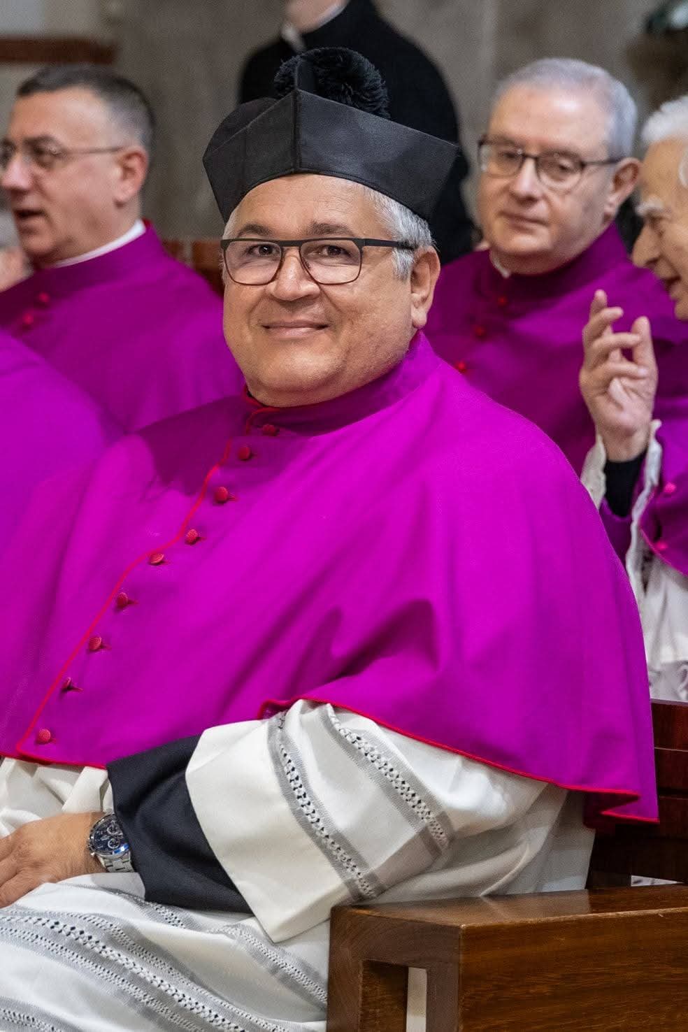 Lipari, dopo 52 anni la concattedrale ha un nuovo parroco: è don ...