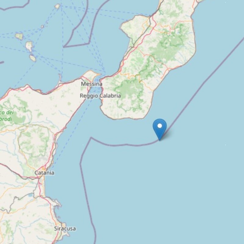 Forte e lunga scossa di terremoto 5.1 nell'area dello Stretto di ...
